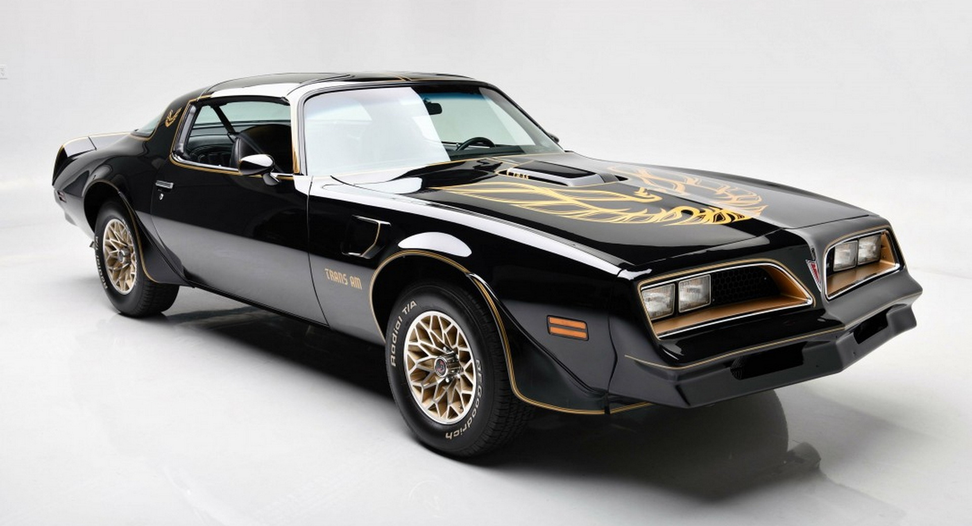 Esas inmensas ganas de poseer el Pontiac Firebird Trans de "El Bandido ...