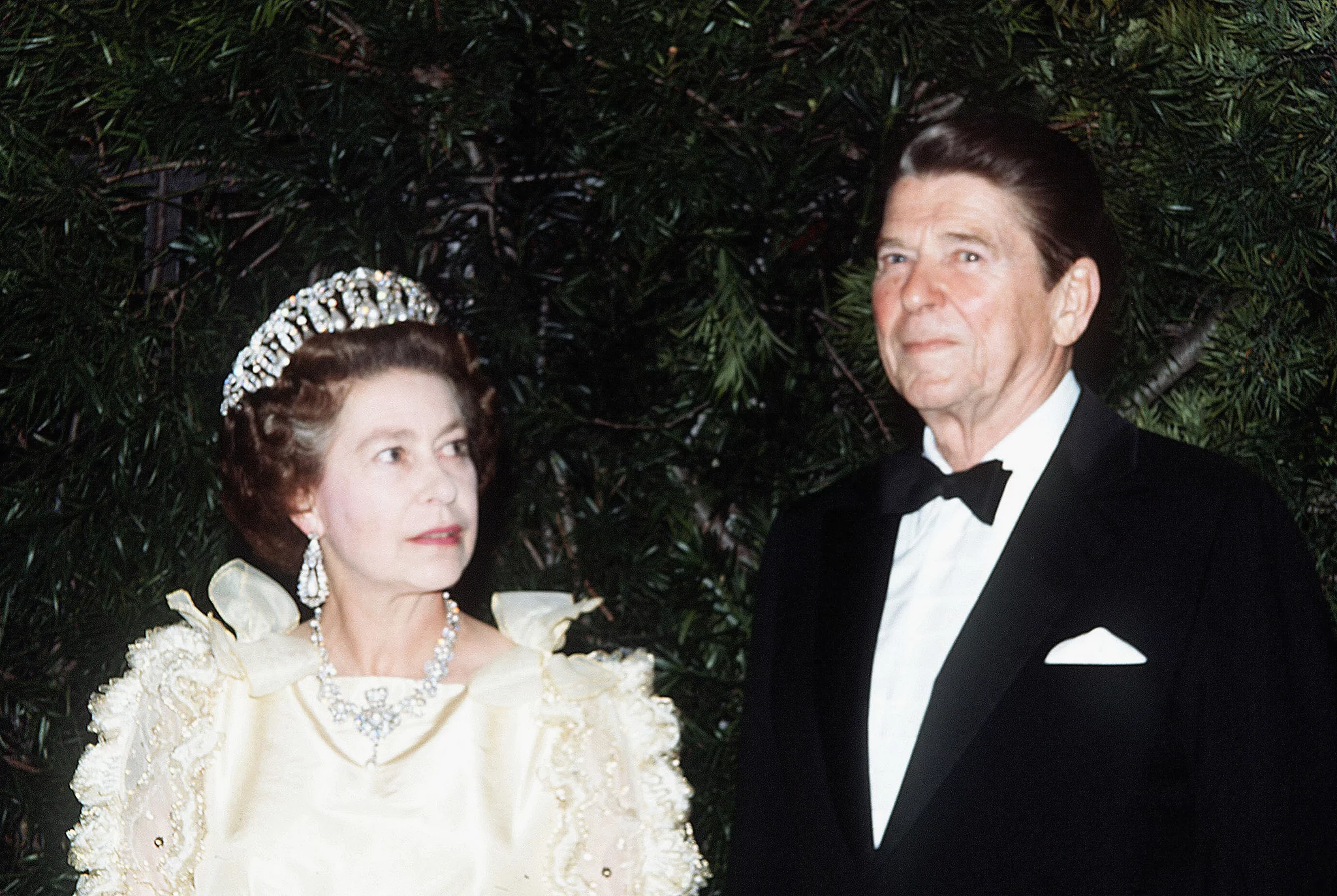 La amistad especial entre la Reina Isabel y Ronald Reagan, su ...