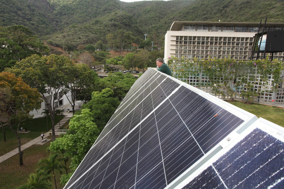 ¿La energía solar ayudaría a Venezuela a superar su profunda crisis ...