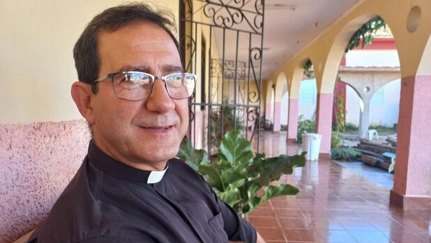 Sacerdote Alberto Reyes: "No descarto un levantamiento contra el ...